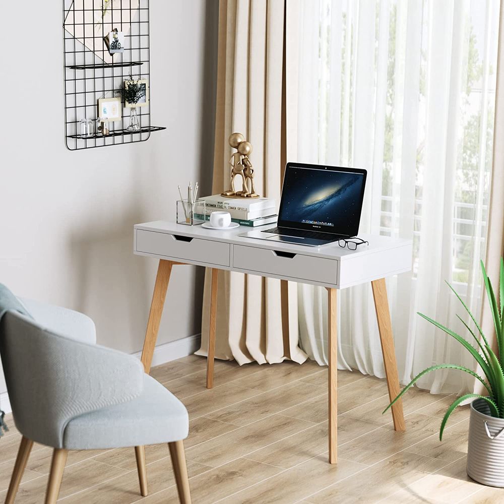 6 Best Japandi Desks: Furnish Your Home With Minimalist Elegance